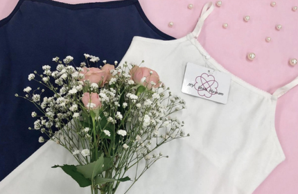 Softly enveloping and gently protecting: The ultimate "first bra ...